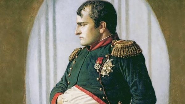 Khám phá điều thú vị về dòng rượu Napoleon cổ đại