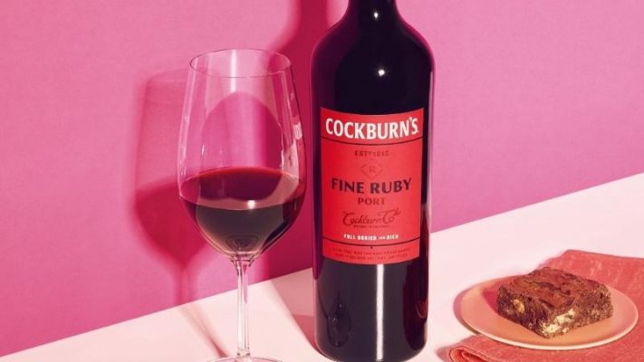 Rượu port là dòng rượu vang gì? Khám phá 4 phân loại rượu port nổi ...